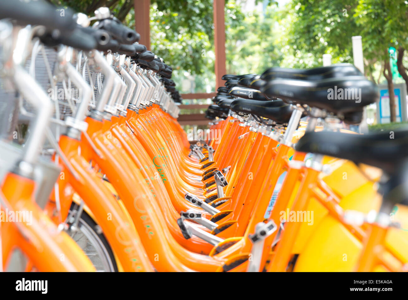 Bicycle rental system hi-res stock photography and images - Alamy