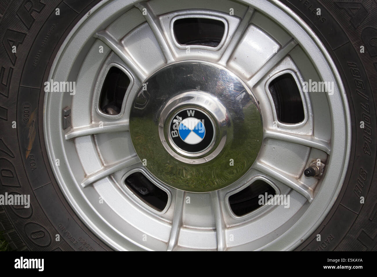 Alloy wheel hi-res stock photography and images - Alamy