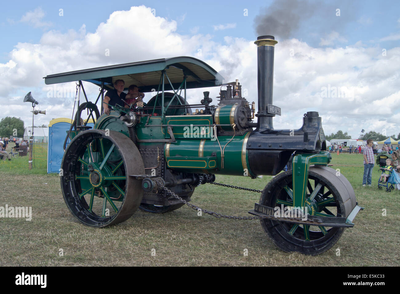 Shabbington, Bucks 1896 Wallis & Stevens 10 ton road roller No 2357 ...