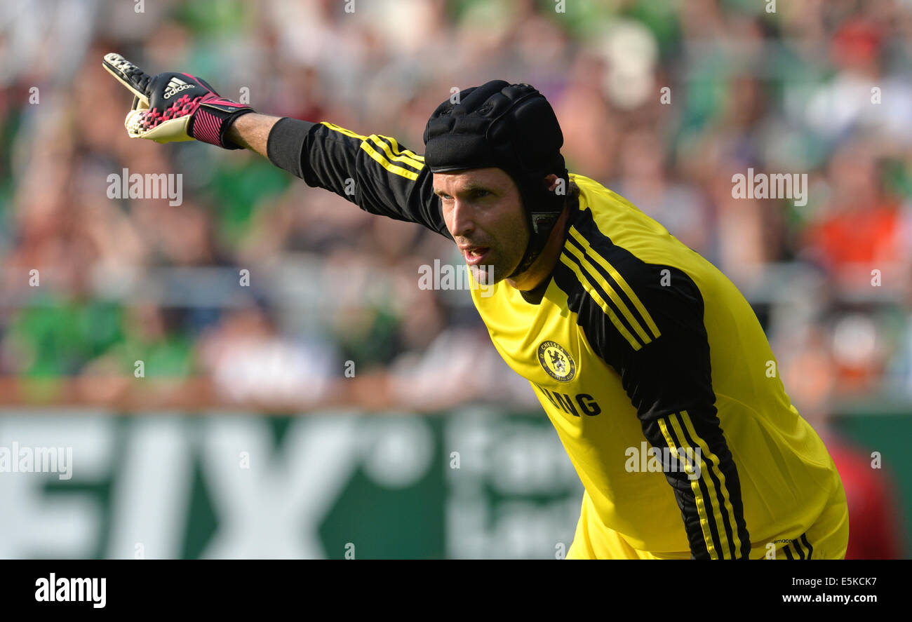 Bremen, Germany. 03rd Aug, 2014. Chelsea's goal keeper Petr Cech during ...