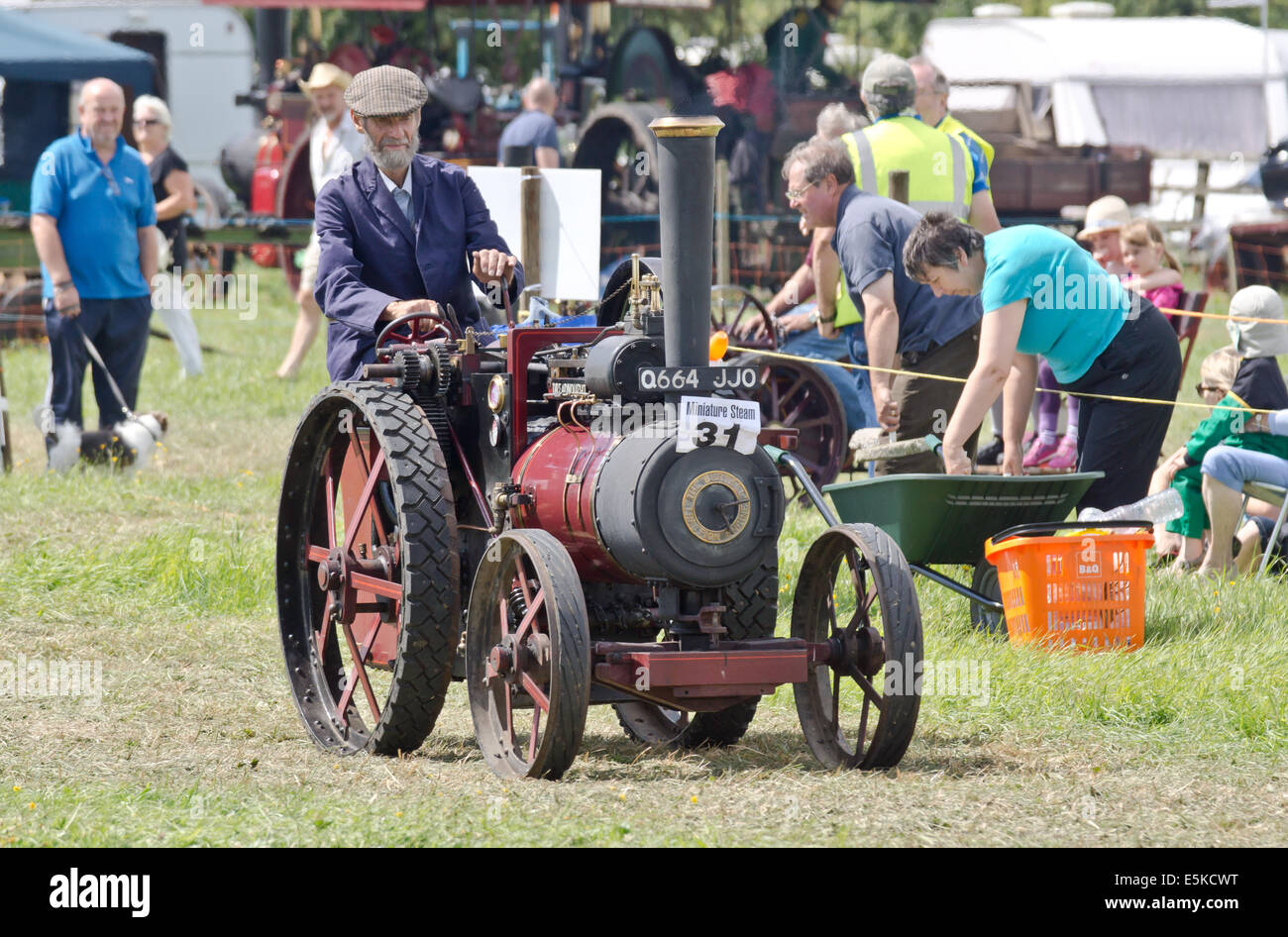 Shabbington, Bucks UK, 6" Freelance Burrell traction engine, Proud ...