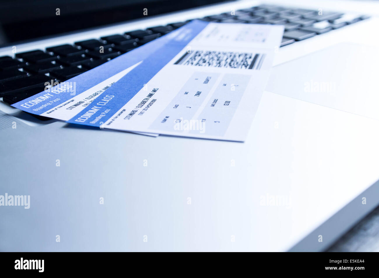 Economy class and check in hi-res stock photography and images - Alamy