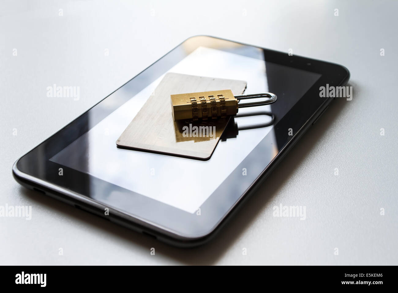 Electronic safe card hi-res stock photography and images - Alamy