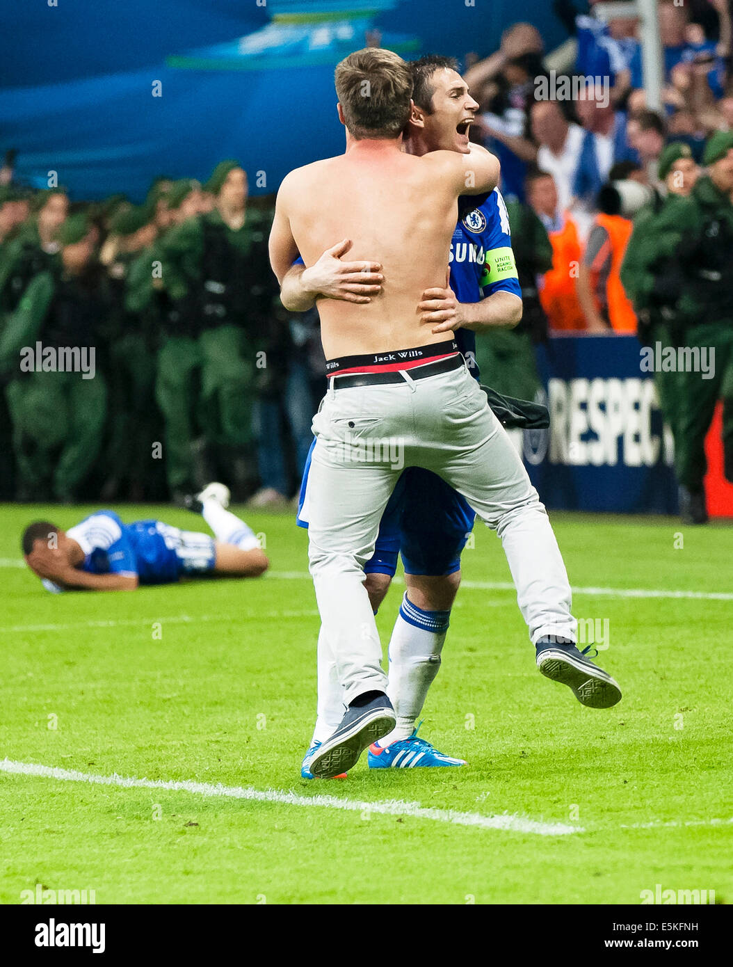 Chelsea player celebration hi-res stock photography and images - Alamy