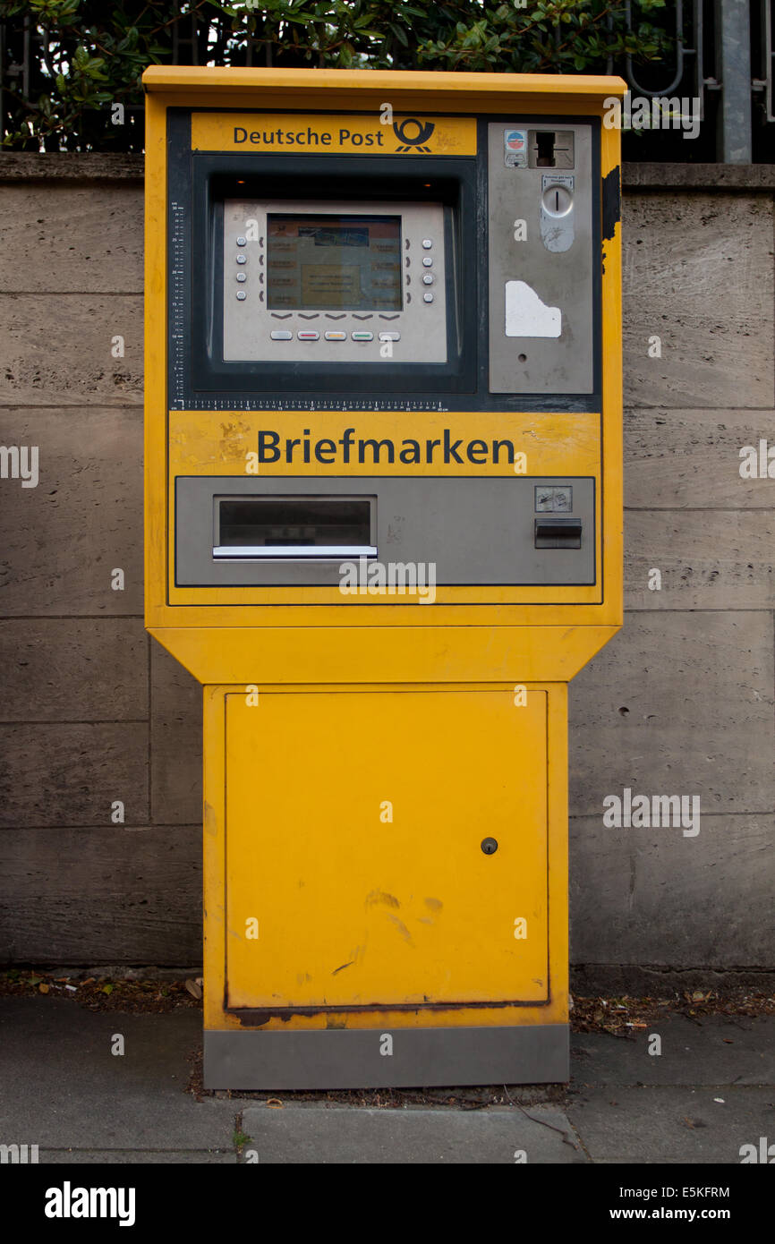Deutsche briefmarken hi-res stock photography and images - Alamy