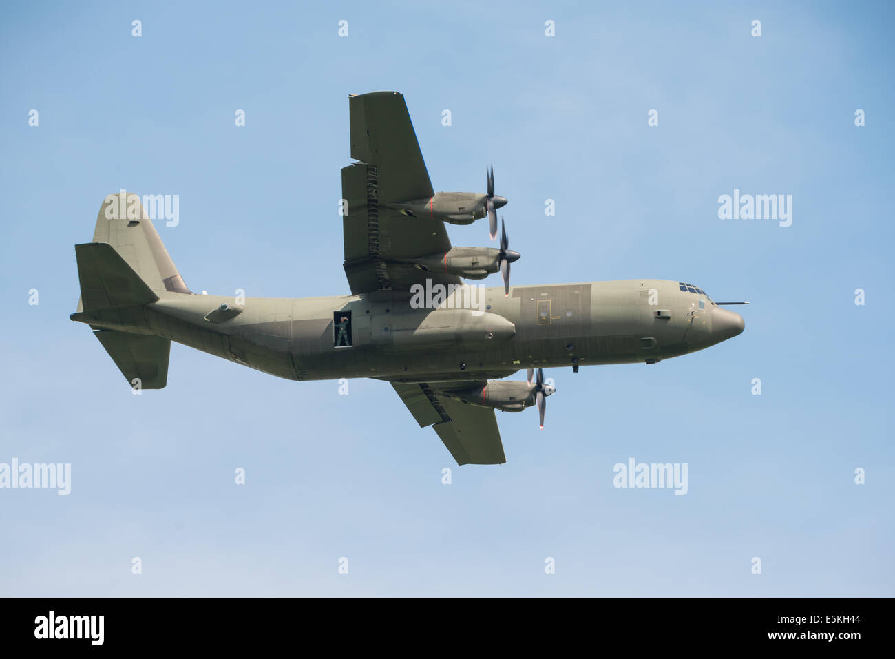 Raf c130 hercules hi-res stock photography and images - Alamy