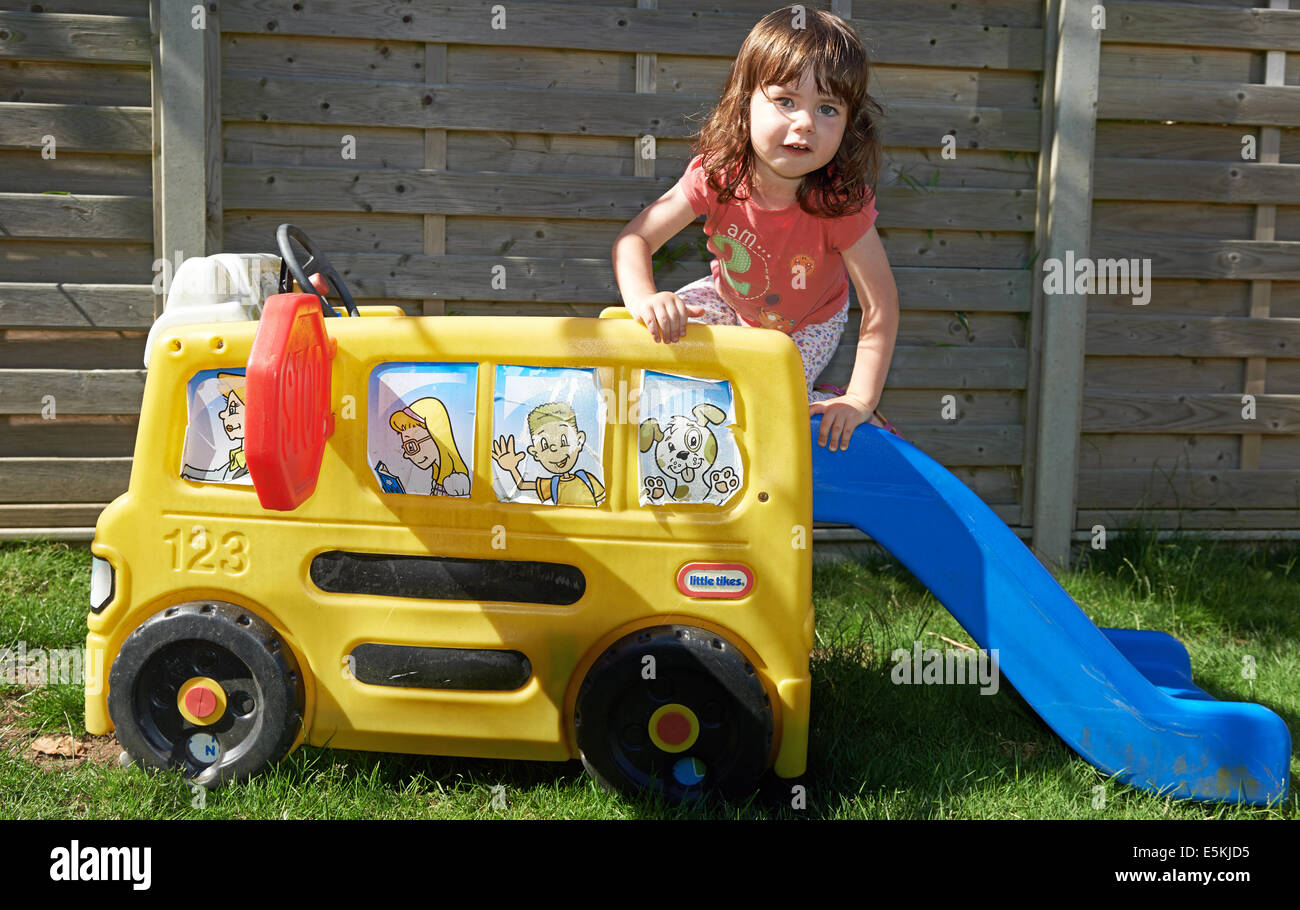 Play bus hi-res stock photography and images - Alamy