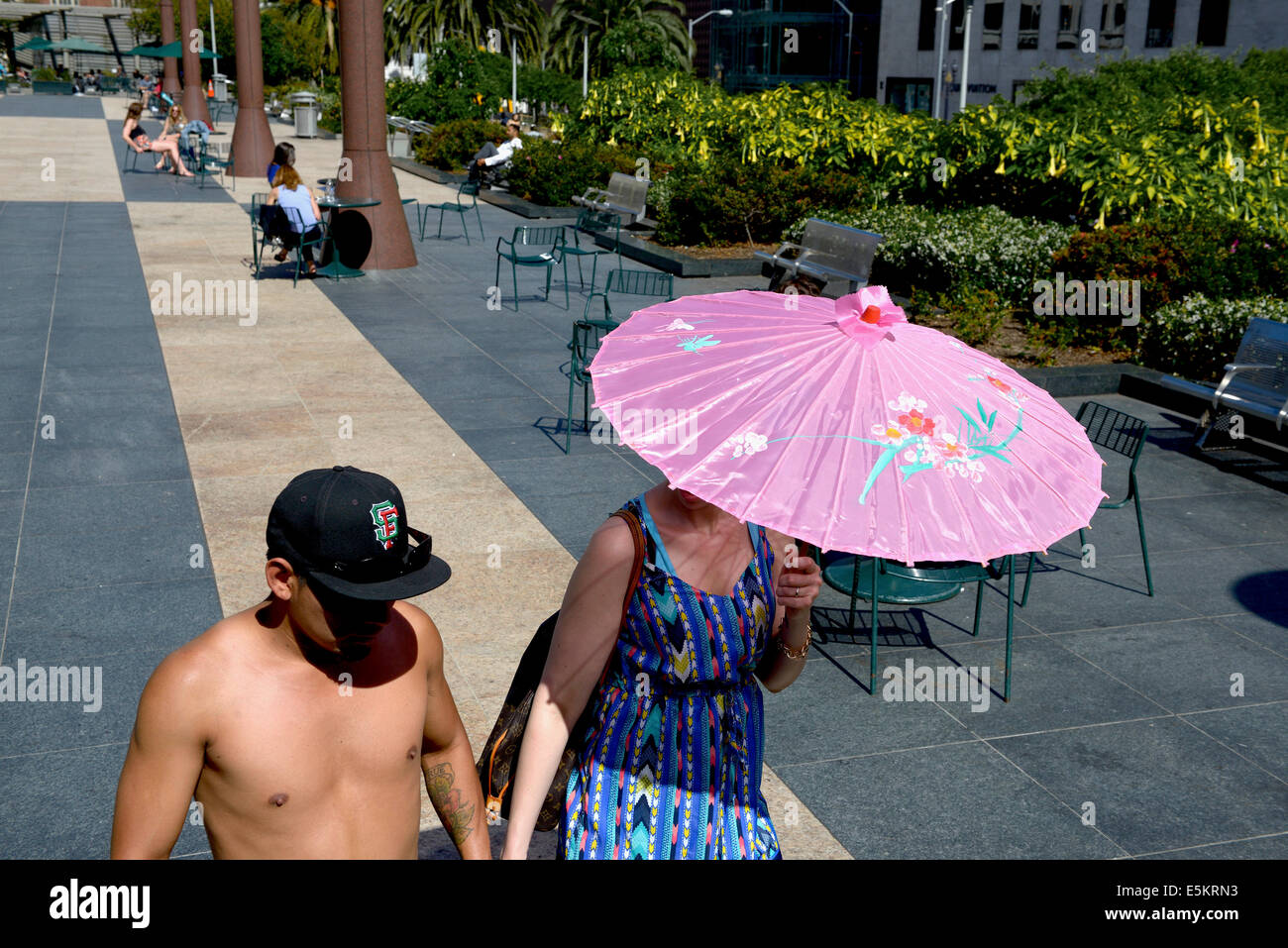 Couple union hi-res stock photography and images - Alamy