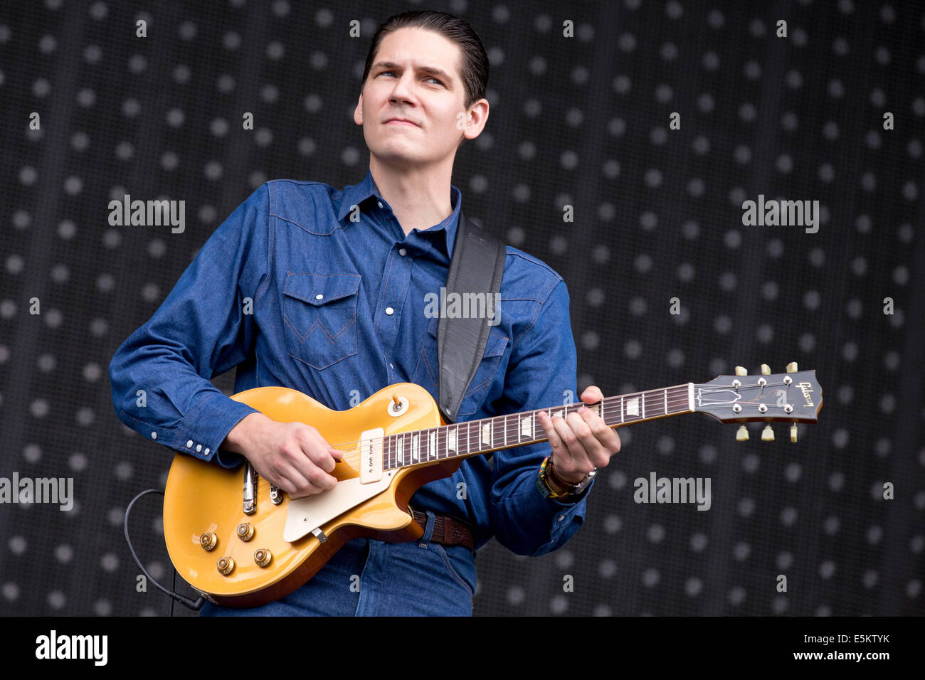 Chicago, Illinois, USA. 3rd Aug, 2014. AUSTIN JENKINS of the band White ...