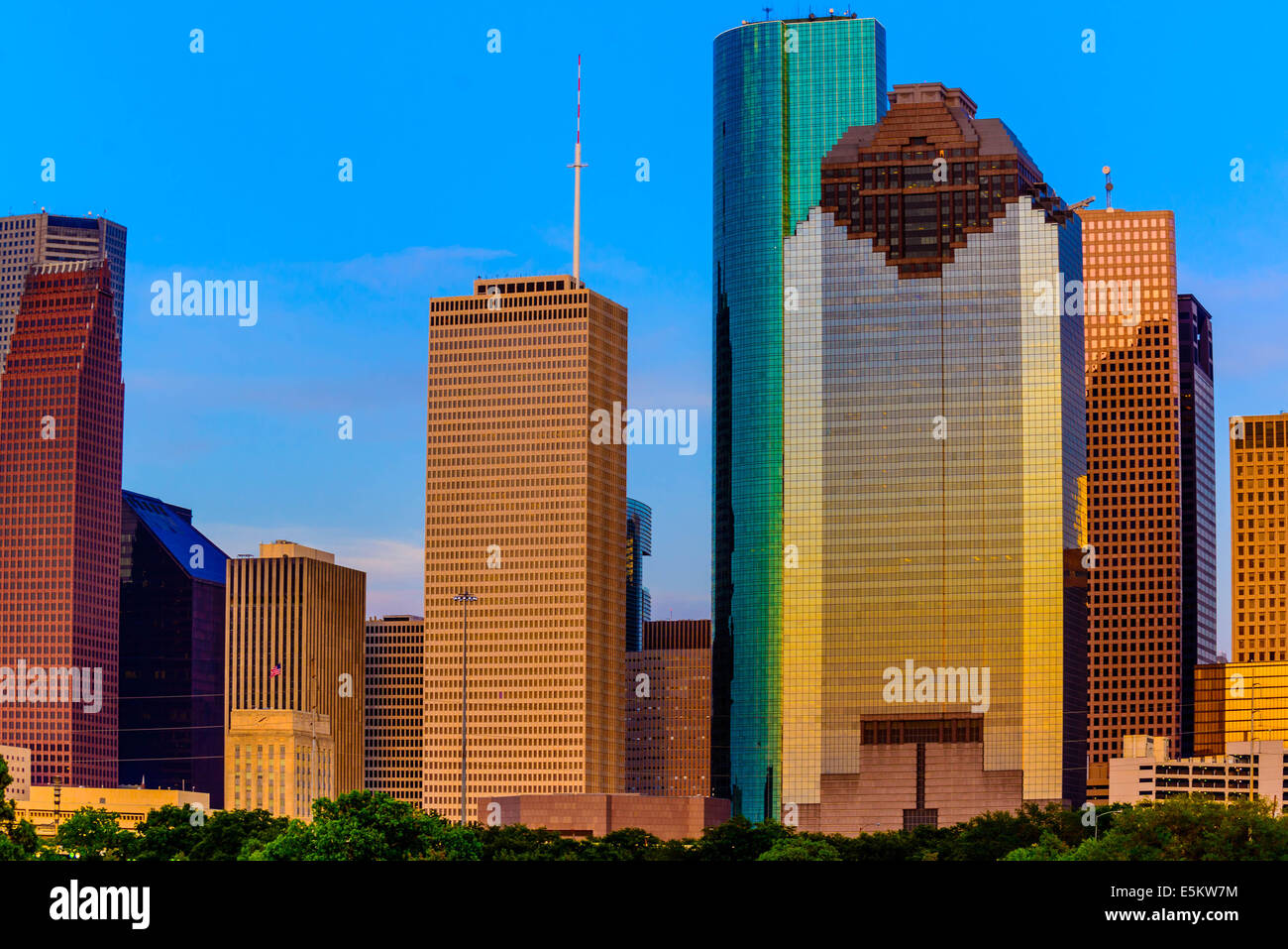 Houston skyline hi-res stock photography and images - Alamy
