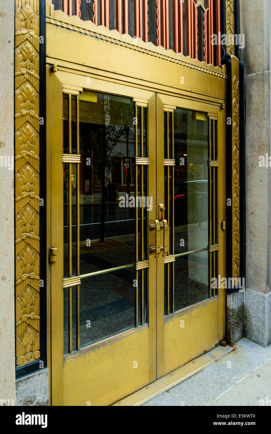Streetscape front doors in downtown Philadelphia Stock Photo - Alamy