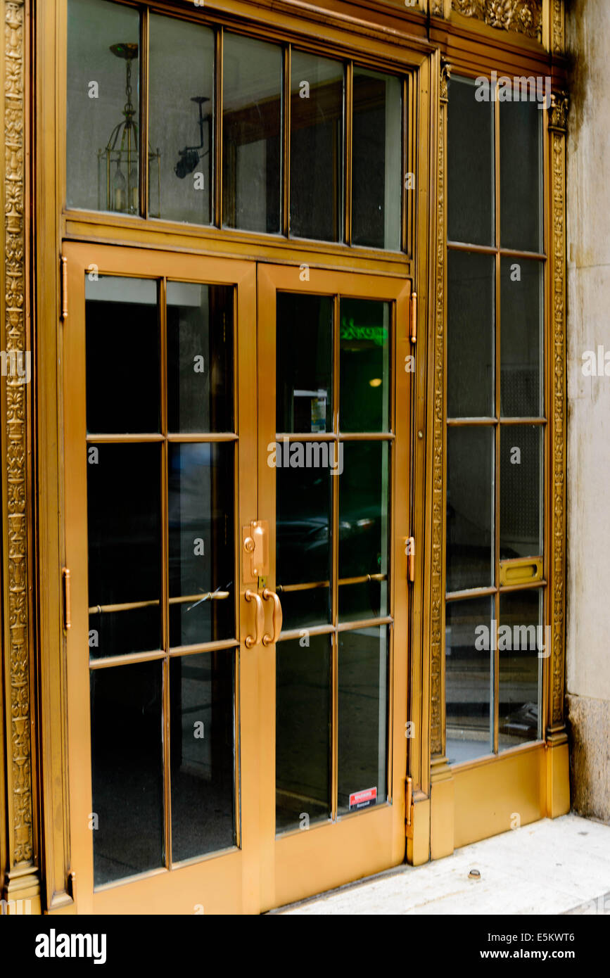 Streetscape front doors in downtown Philadelphia Stock Photo - Alamy