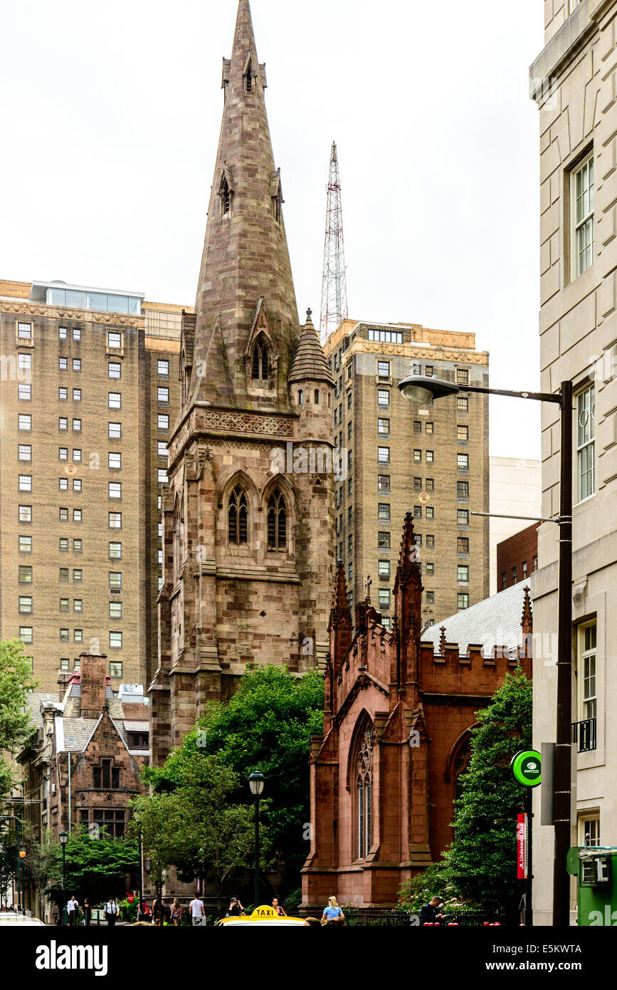 Philadelphia streetscape hi-res stock photography and images - Alamy