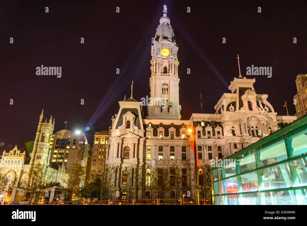 night streetscape in downtown Philadelphia Stock Photo - Alamy