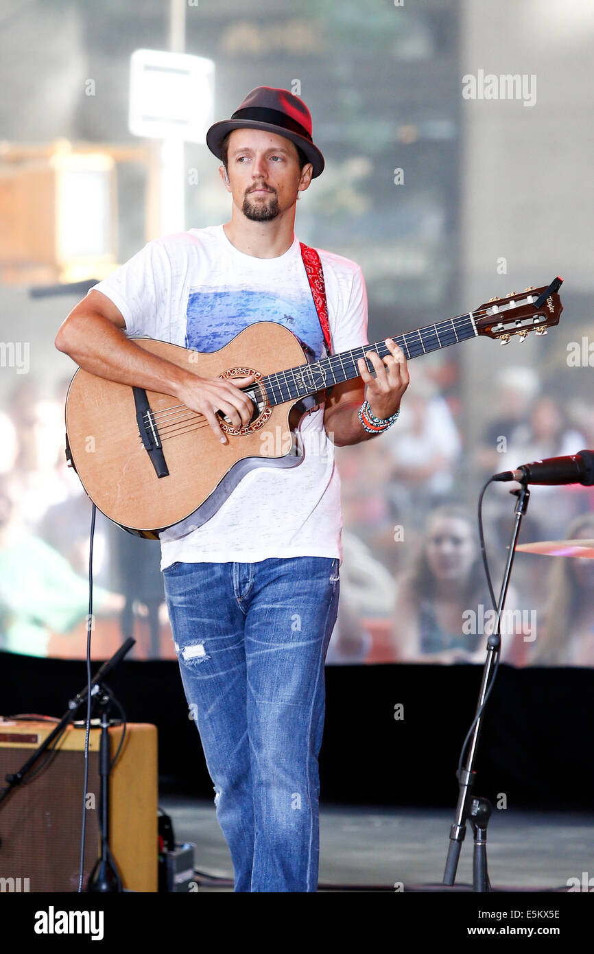 Recording artist Jason Mraz performs in concert at NBC's 'Today Show ...