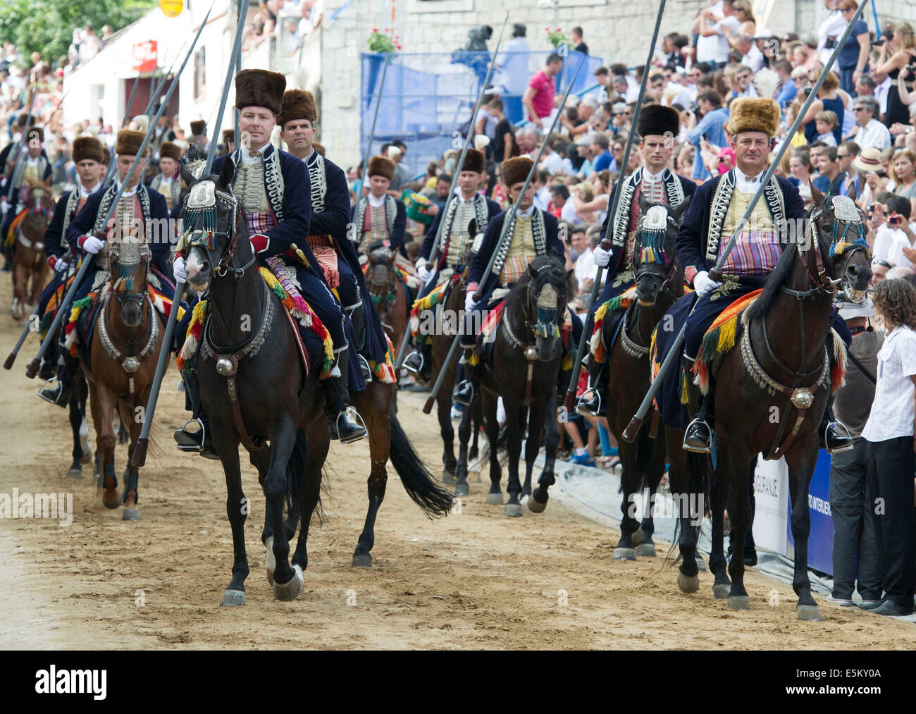 Sinj, Croatia. 3rd Aug, 2014. Horsemen wearing traditional knight ...