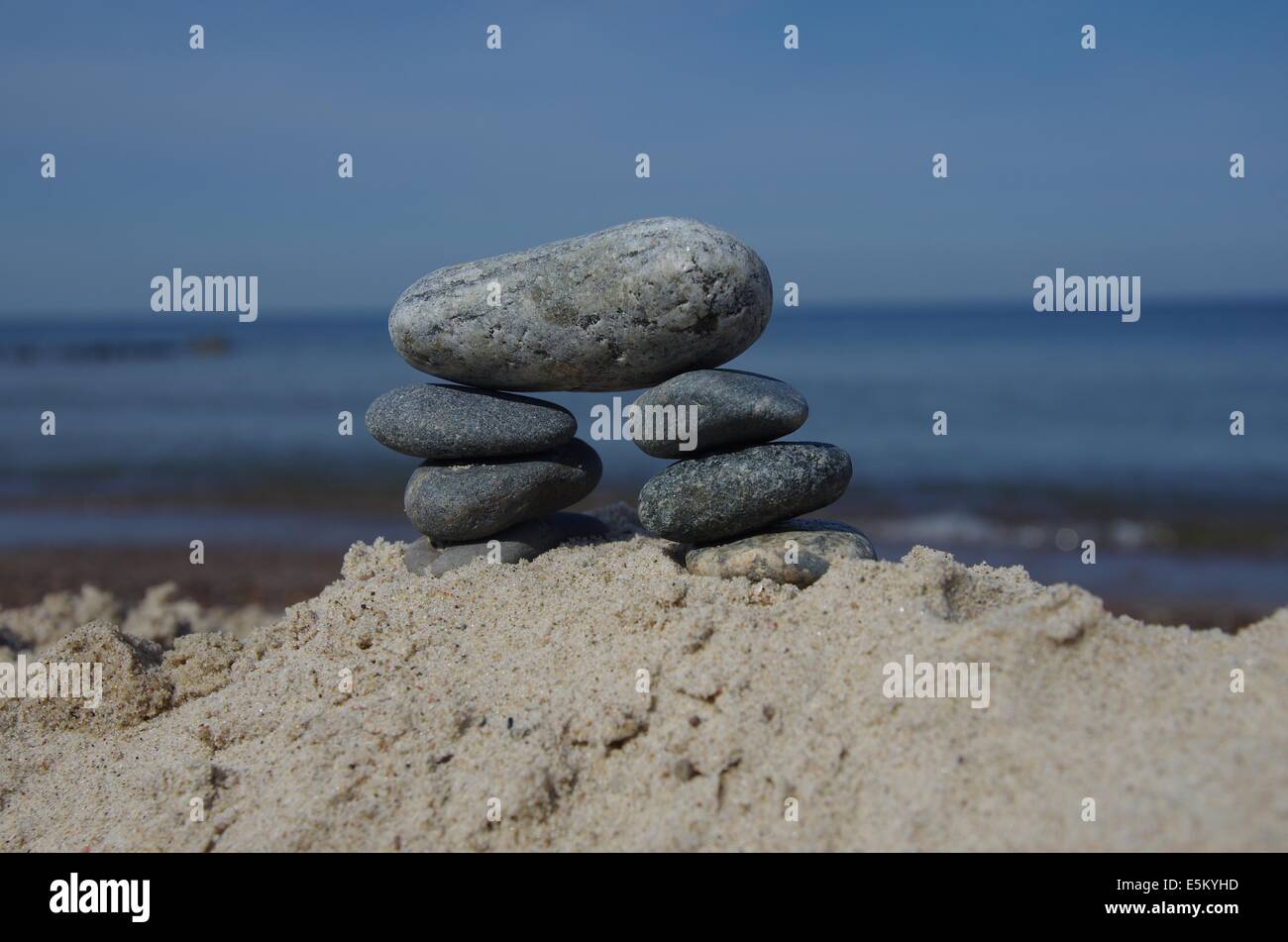 Ocean wave gate hi-res stock photography and images - Alamy