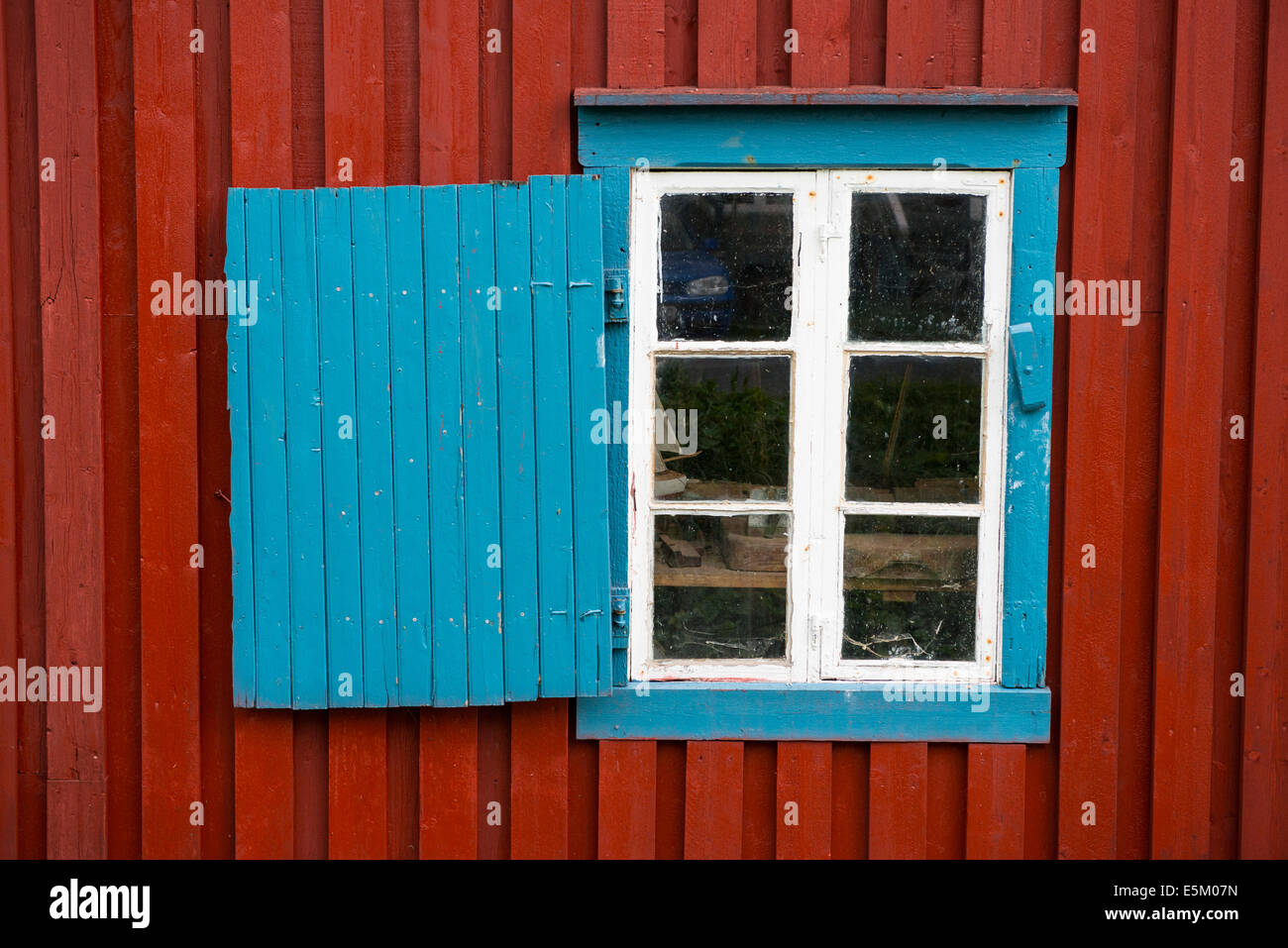 Window of a wooden house, village of Å or Å i Lofoten, Moskenesøy ...