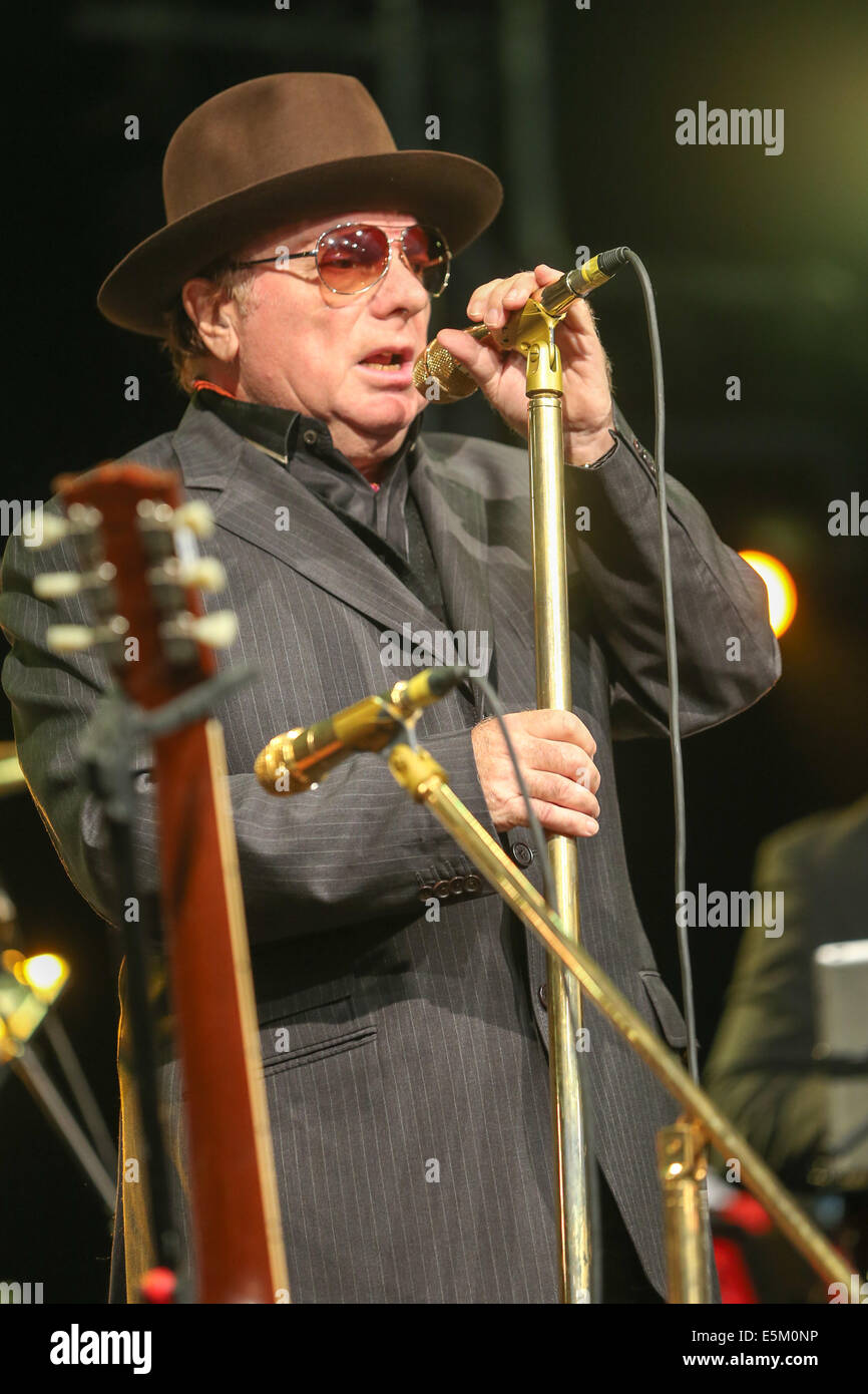 IRISH SINGER VAN MORRISON HEADLINING THE CAMBRIDGE FOLK FESTIVAL ON ...