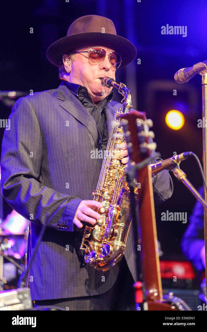 IRISH SINGER VAN MORRISON HEADLINING THE CAMBRIDGE FOLK FESTIVAL ON ...