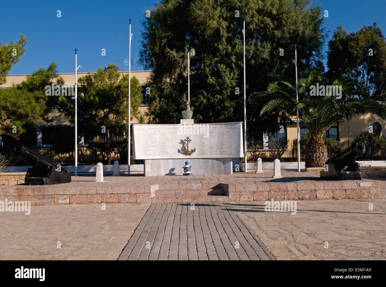War memorial in the town of lakki hi-res stock photography and images ...