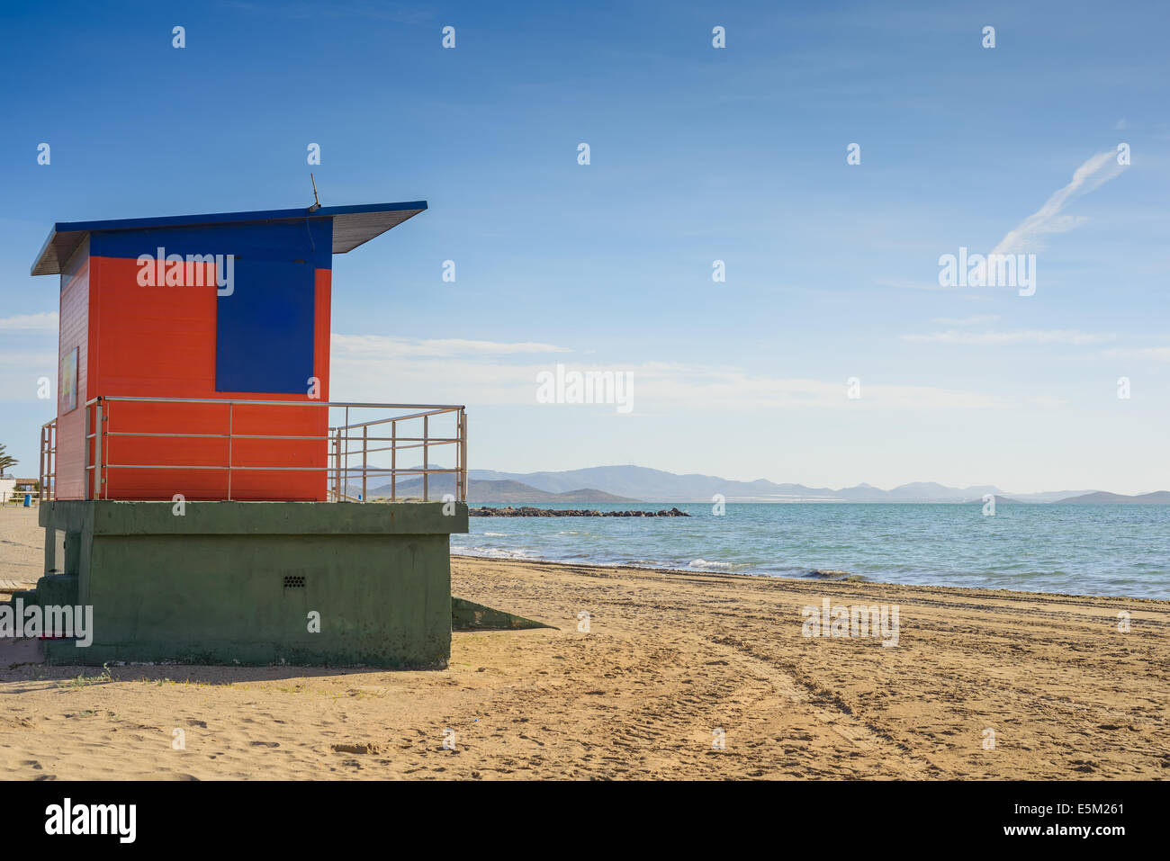 Lifeguard house on the beach Stock Photo - Alamy