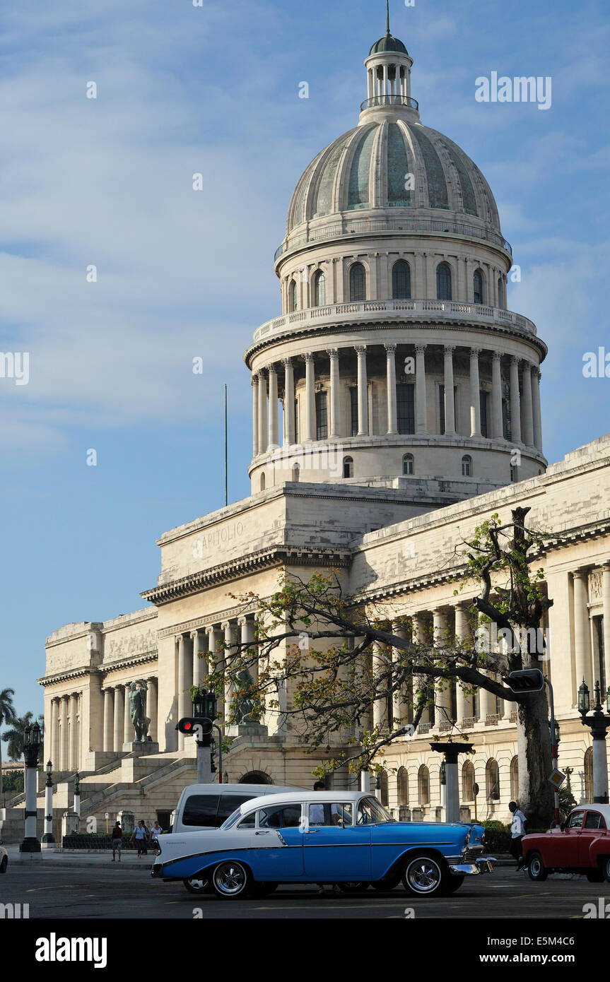 The Capitol Building of Havana Cuba Stock Photo - Alamy