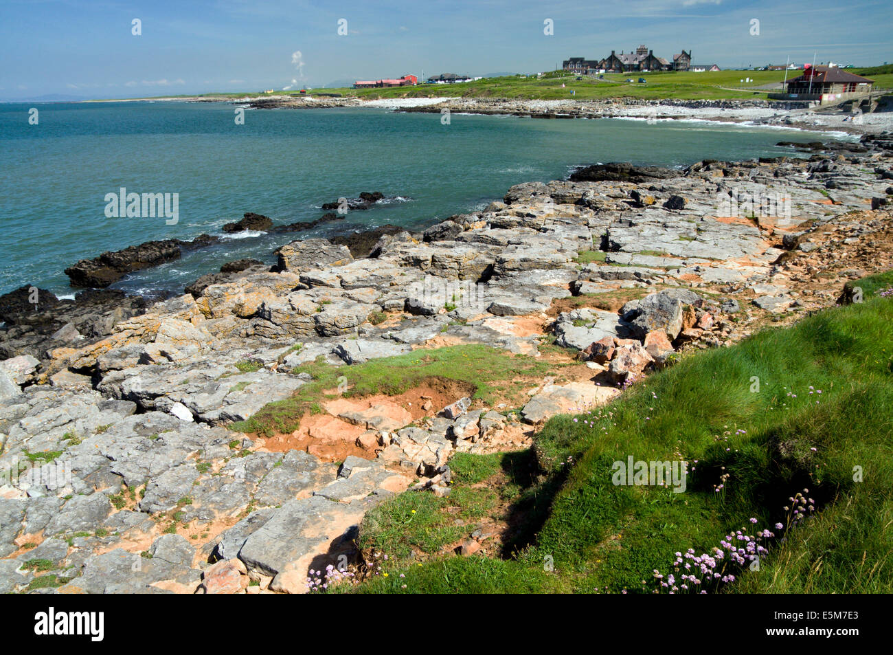 Rest Bay Porthcawl High Resolution Stock Photography and Images - Alamy