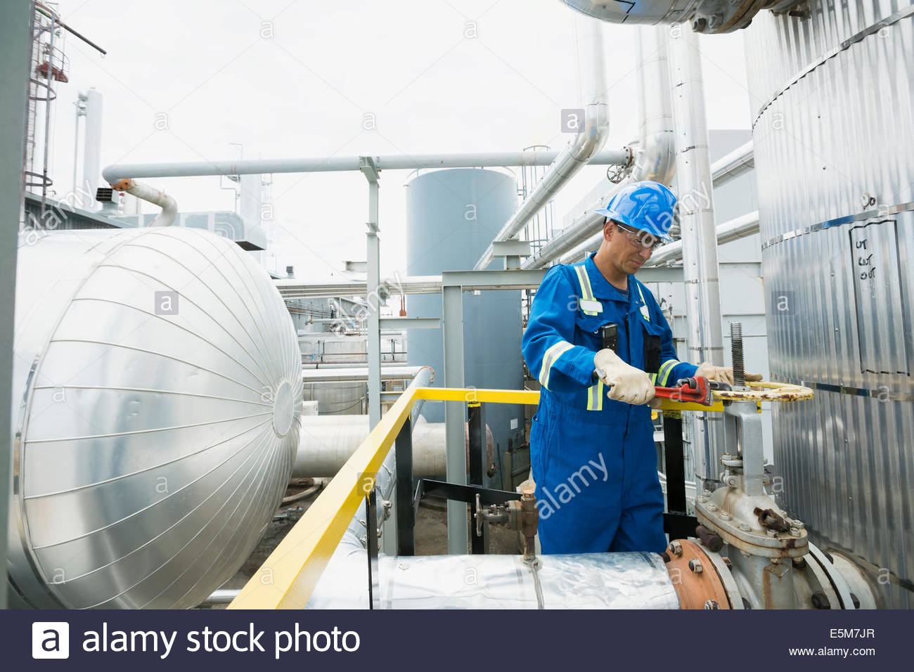 Using pipe hi-res stock photography and images - Alamy