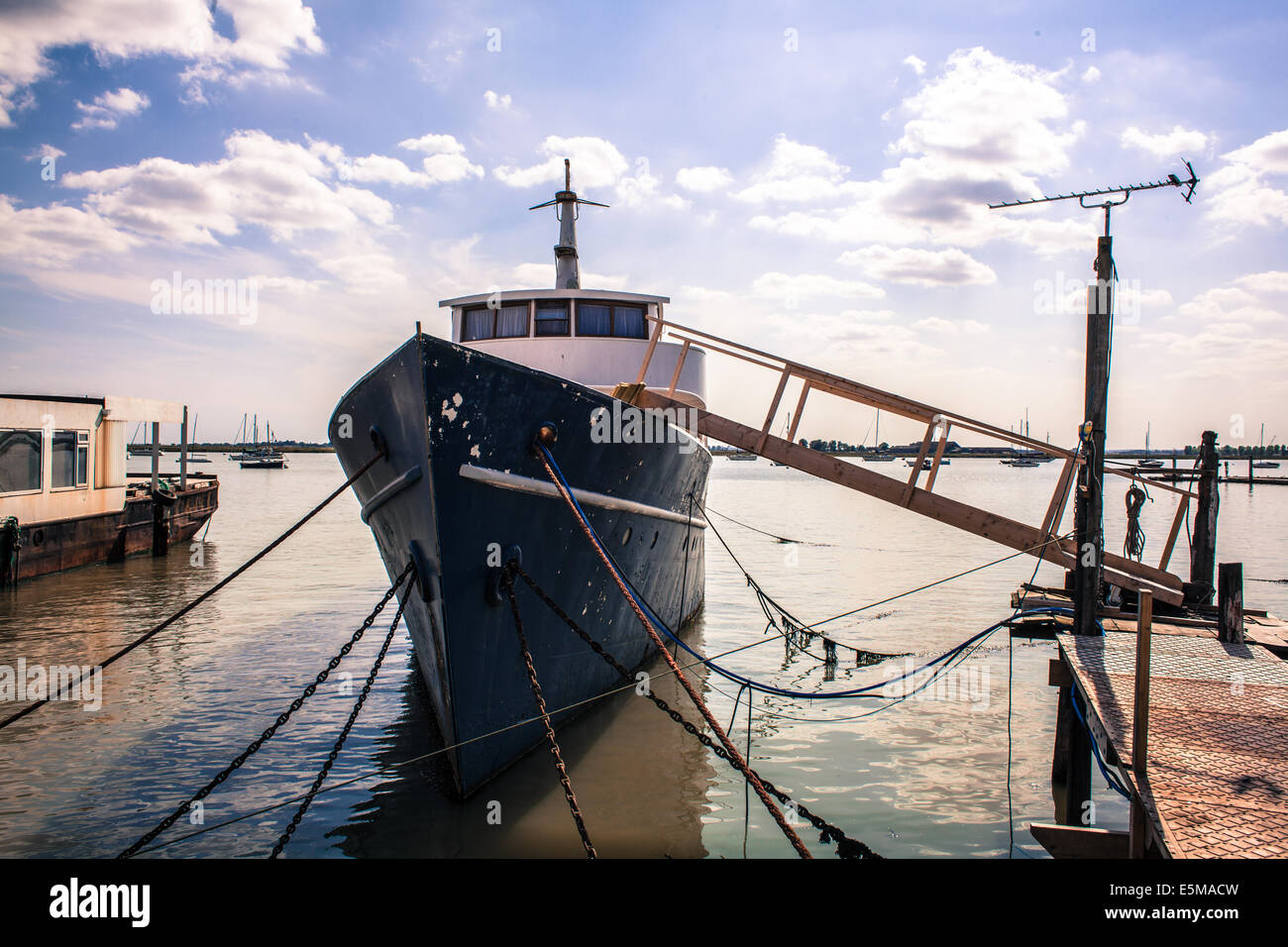 Pontoon boat bridge hi-res stock photography and images - Alamy