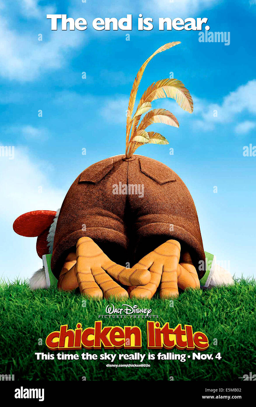 Chicken little 2005 hi-res stock photography and images - Alamy
