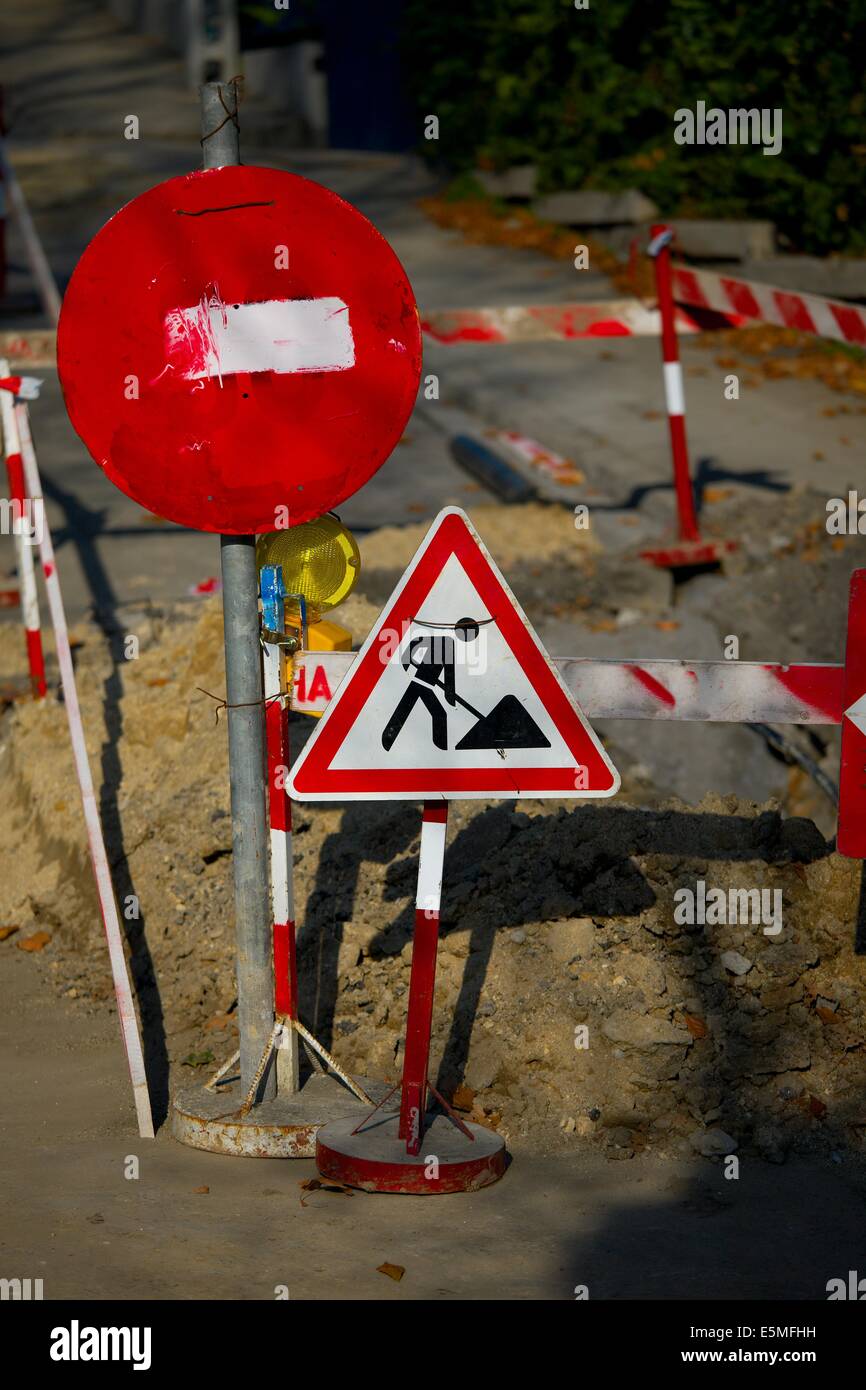 Road obstacle warning sign hi-res stock photography and images - Alamy
