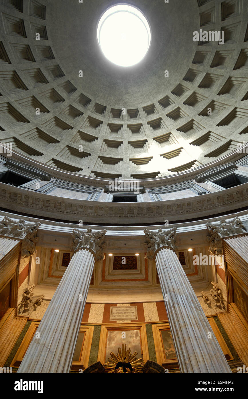 Interior of the Pantheon Rome Italy Stock Photo - Alamy