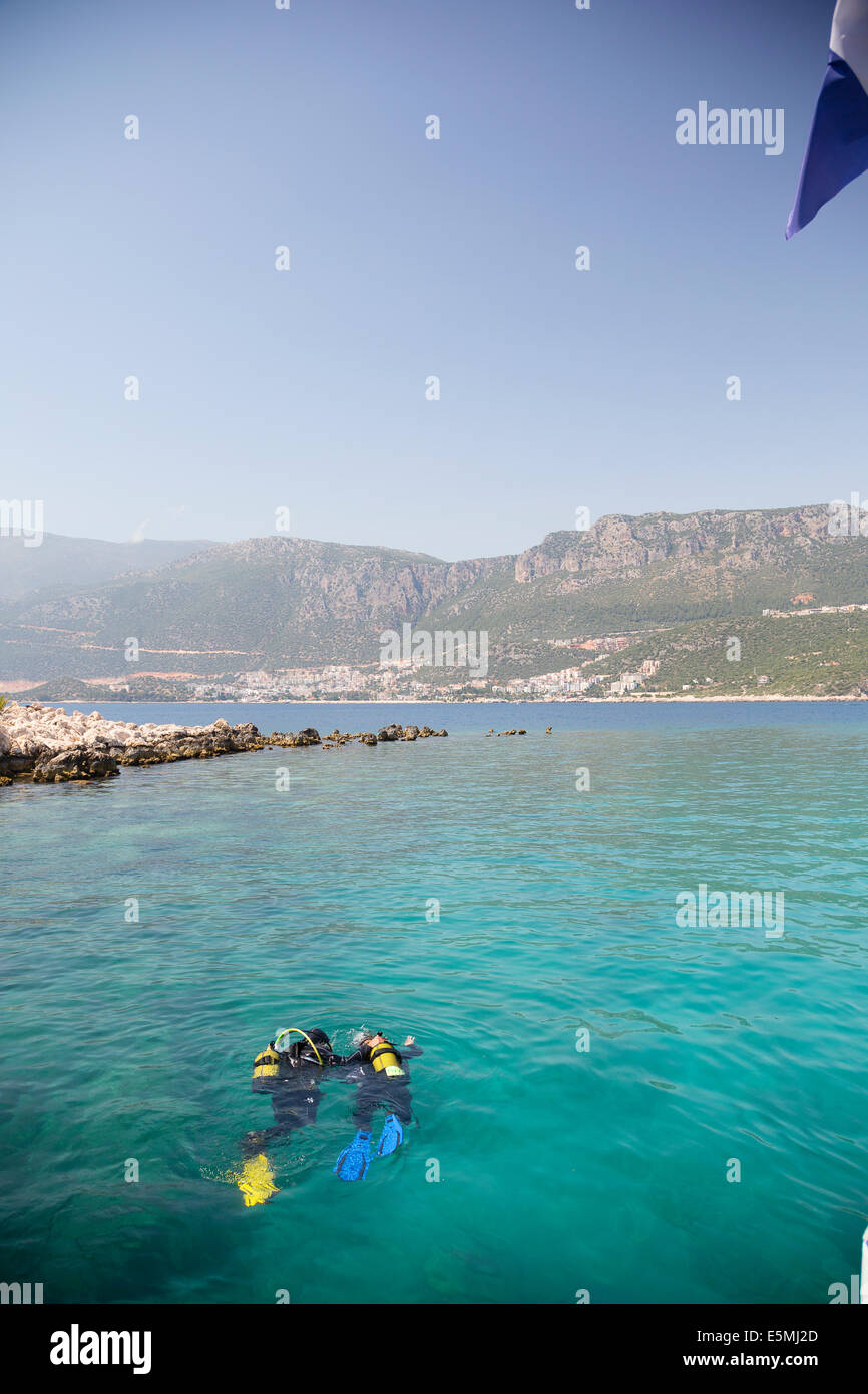 KAS, TURKEY Dive instructor with first time diver Stock Photo - Alamy