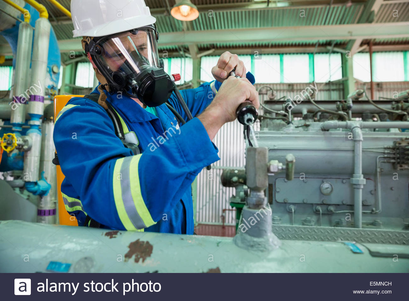 Fixing equipment hi-res stock photography and images - Alamy