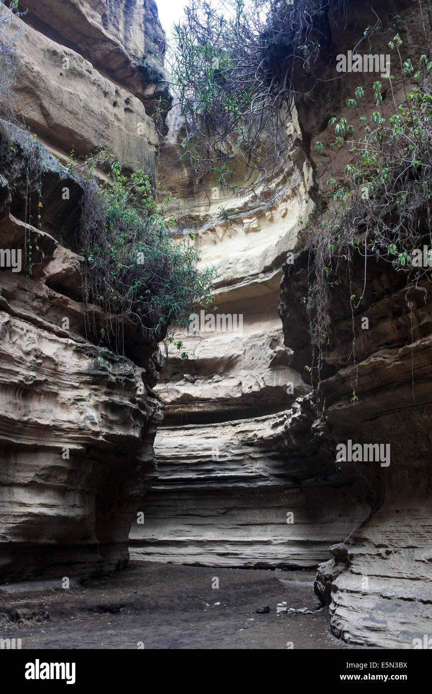 Rock formations in Hell's Gate National Park Gorge Stock Photo - Alamy