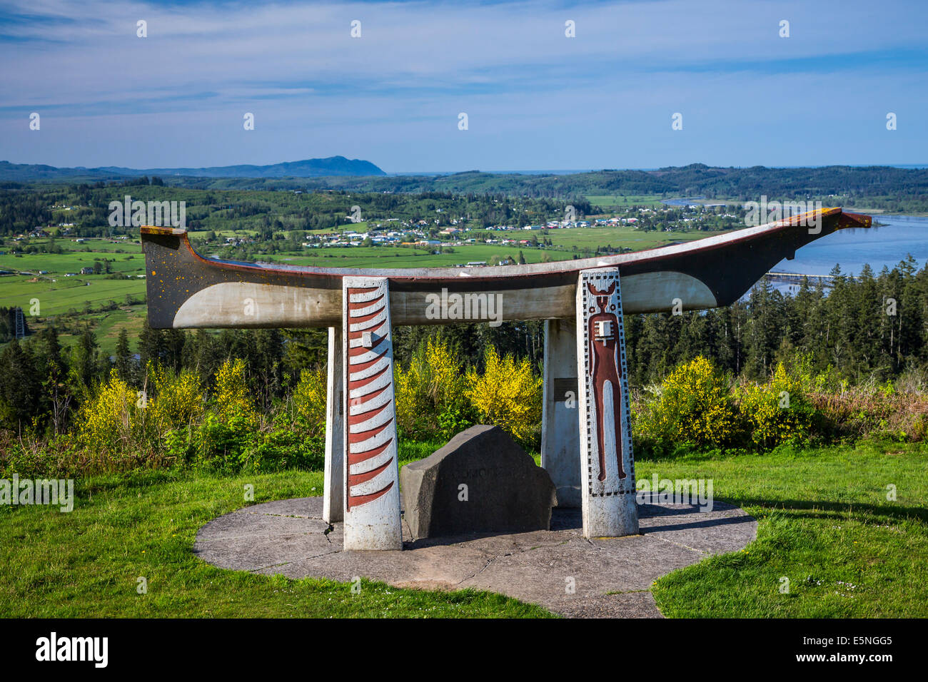 An Indian Burial Canoe exhibit on Coxcomb Hill in Astoria, Oregon, USA ...