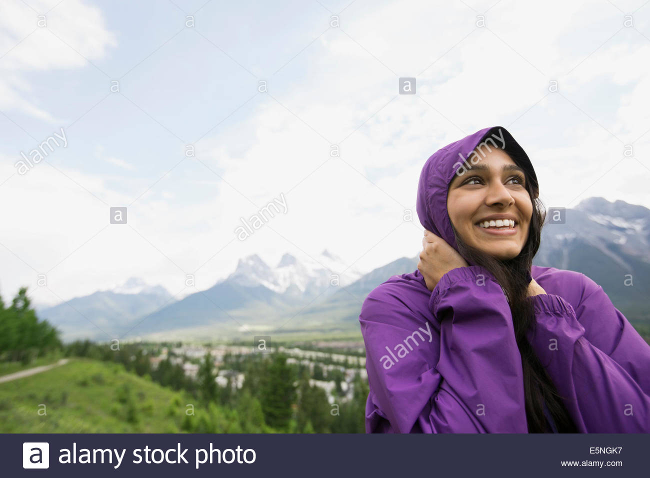 Landscape portrait woman hi-res stock photography and images - Alamy