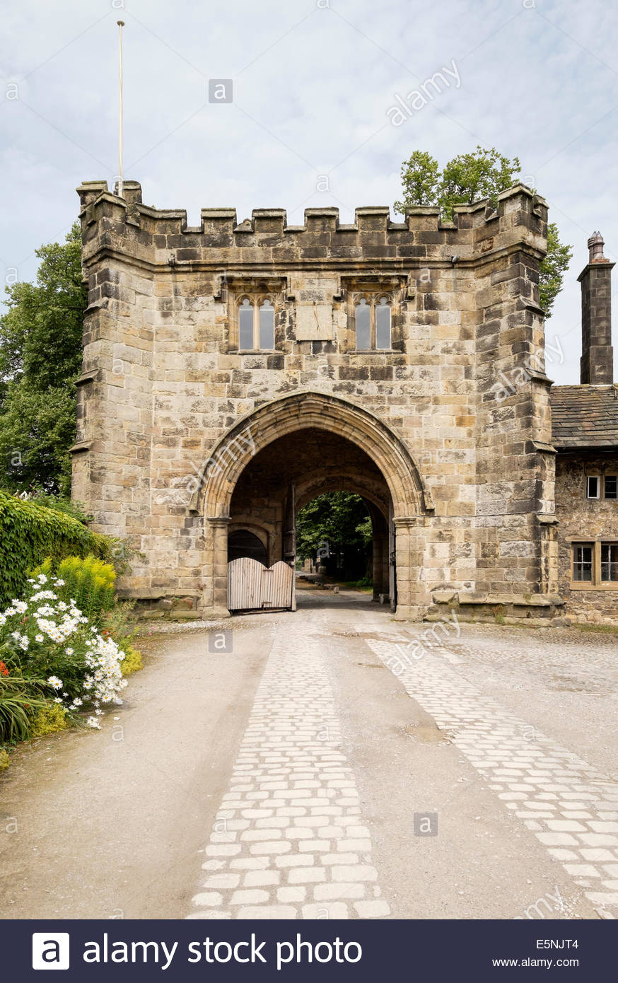 Abbey Gates High Resolution Stock Photography and Images - Alamy