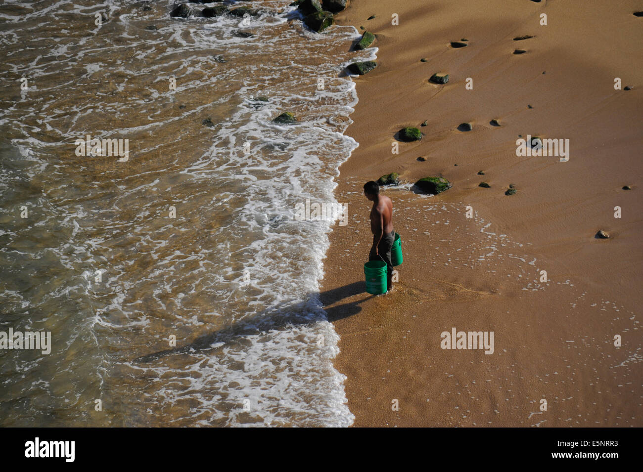 Playa La Angosta Acapulco High Resolution Stock Photography and Images ...