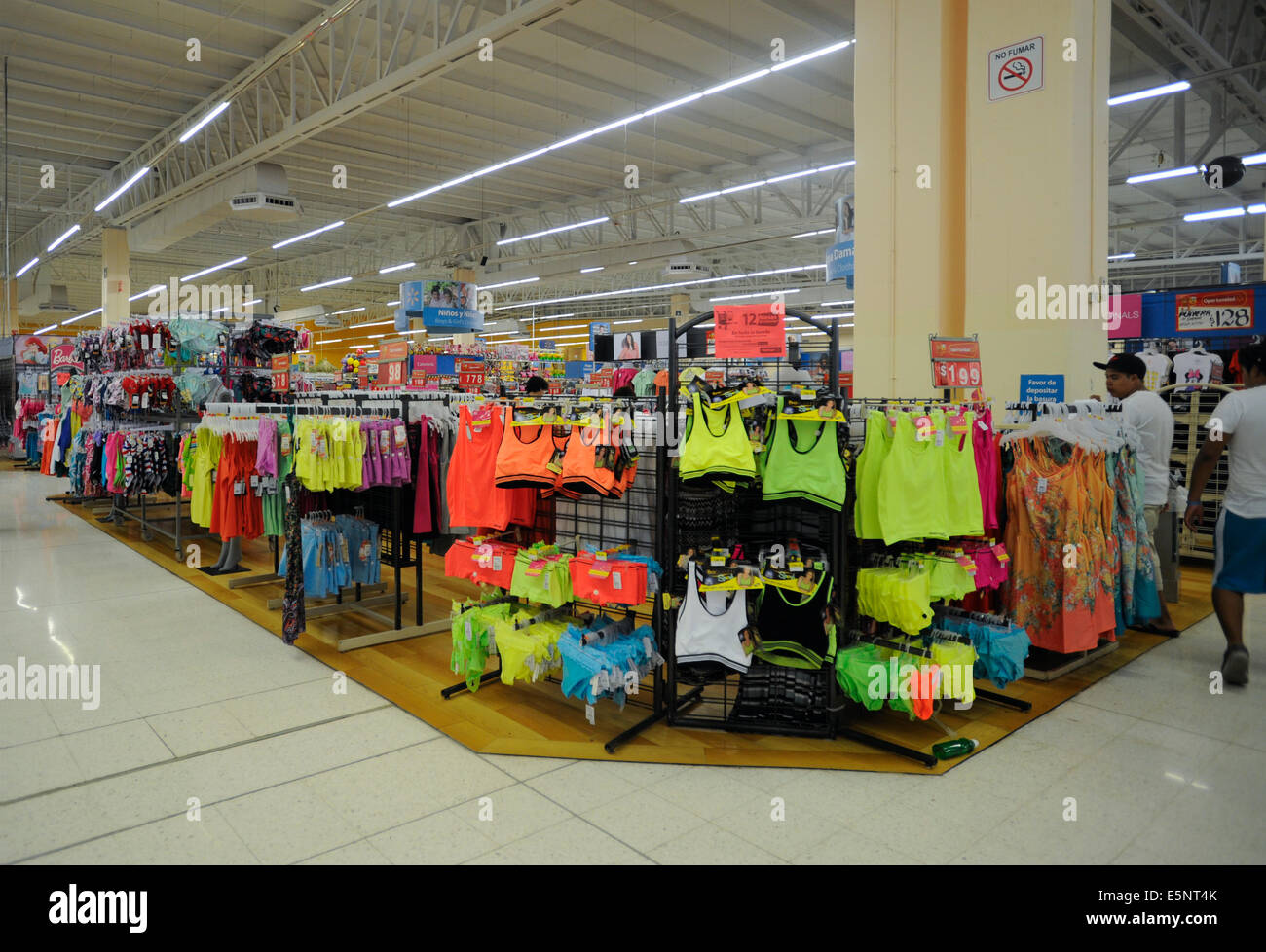 Walmart store interior hi-res stock photography and images - Alamy