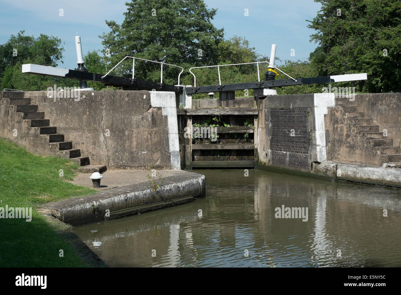 Canal and lock gates Stock Photo - Alamy
