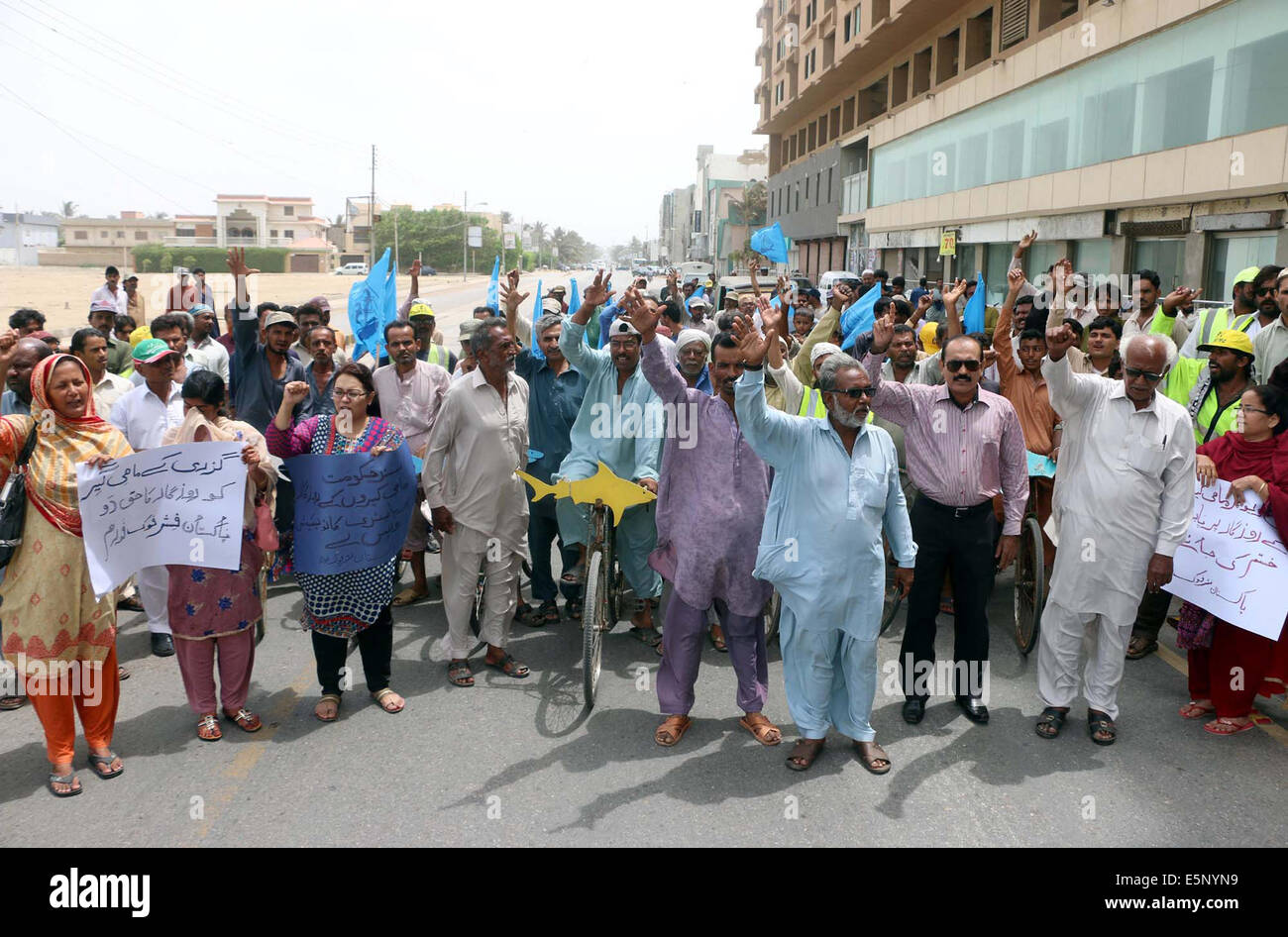 Fishermen are protesting against imposing ban on fishing at Sea View ...