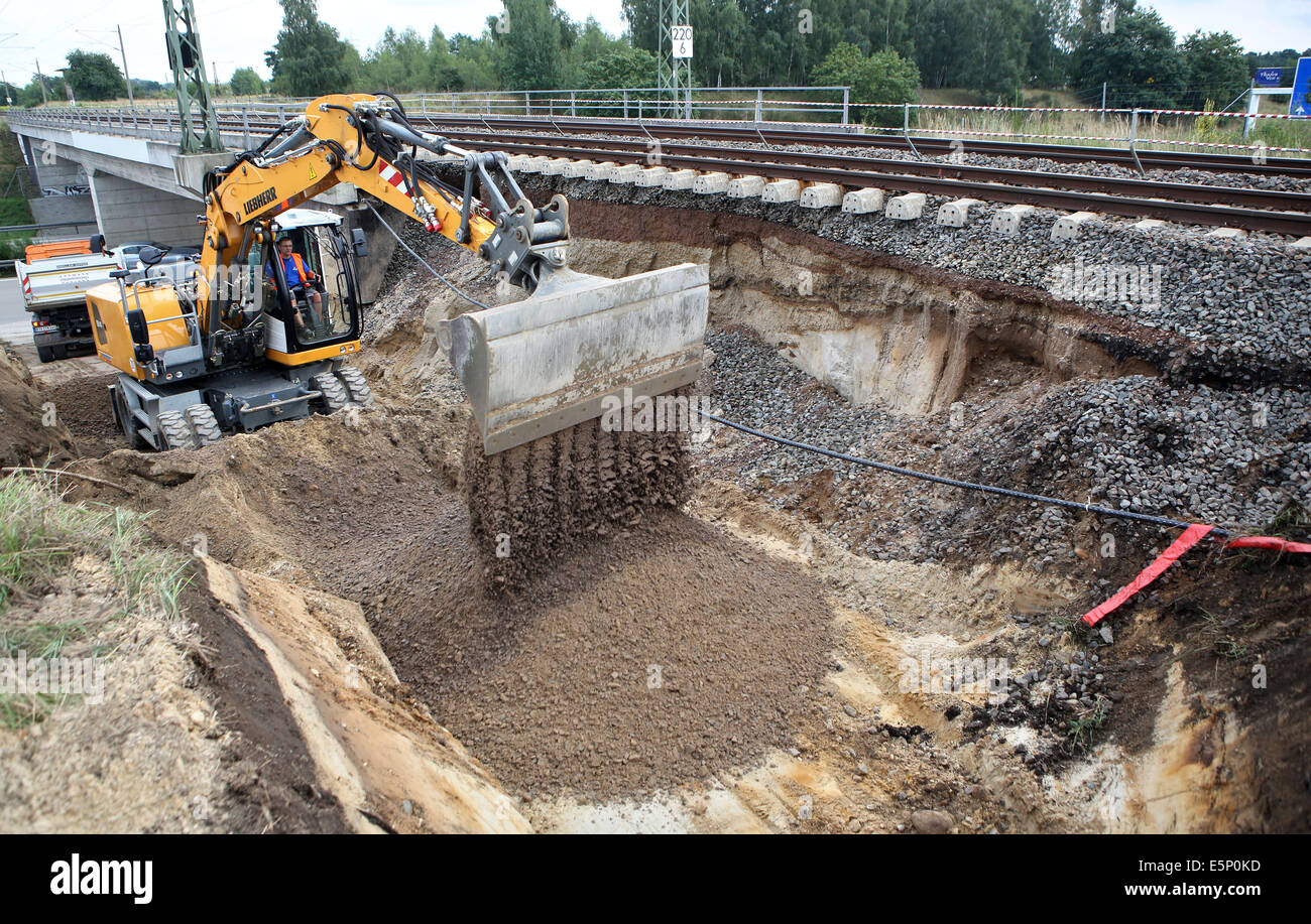 Railway line repairs repair hi-res stock photography and images - Alamy