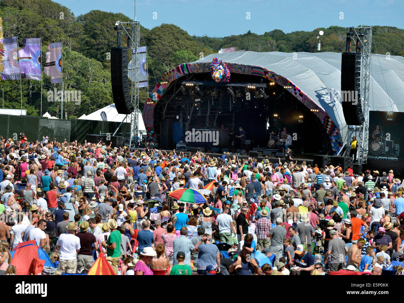 Dorset, UK. 3rd Aug, 2014. The main or Castle Stage with Chas and Dave ...