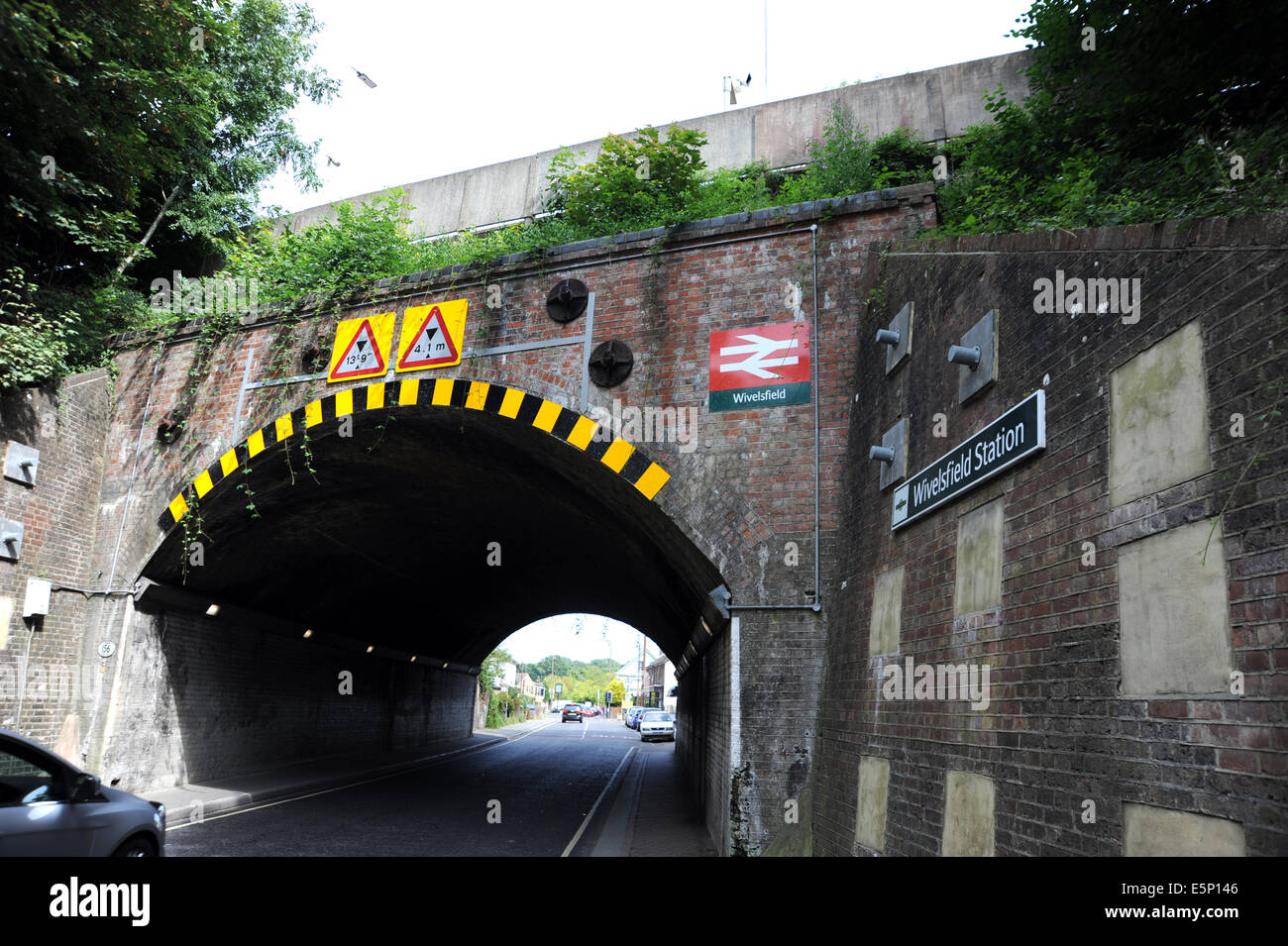 Wivelsfield Railway Station Burgess Hill Sussex UK Stock Photo - Alamy