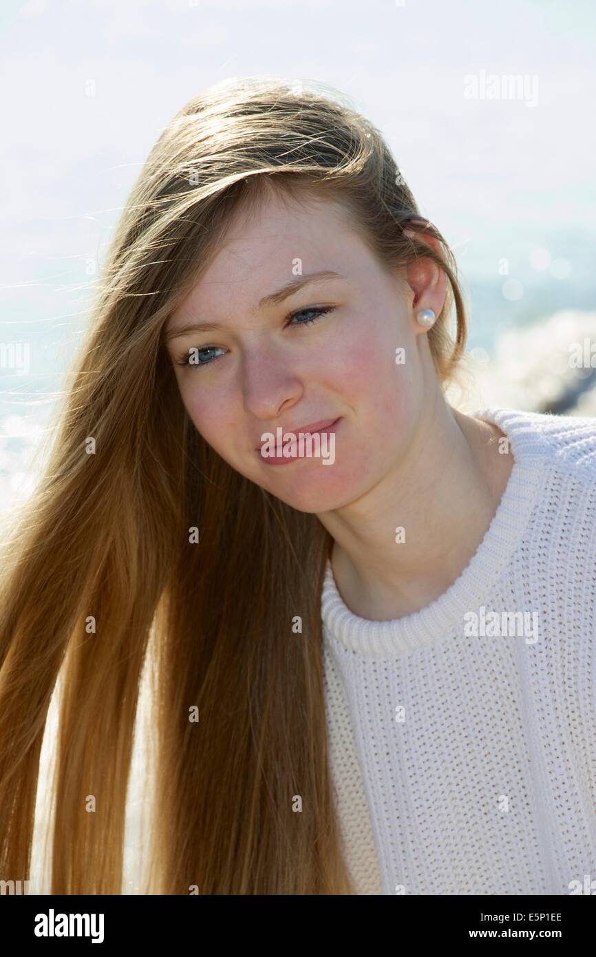 17 year old girl long hi-res stock photography and images - Alamy