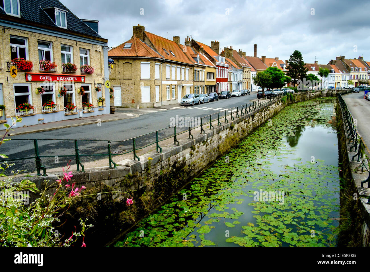 Flemish town hi-res stock photography and images - Alamy