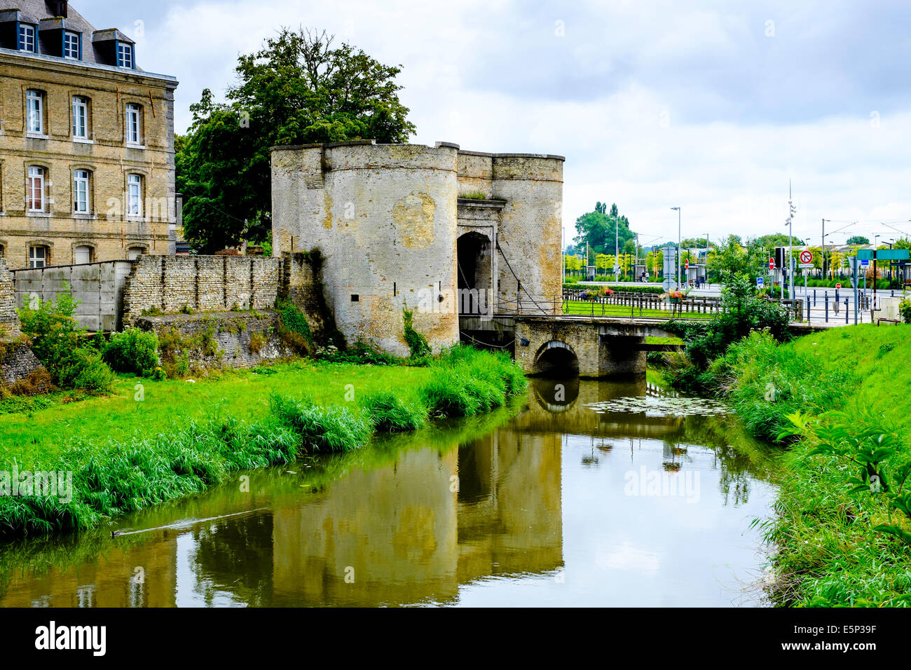 Flemish city hi-res stock photography and images - Alamy