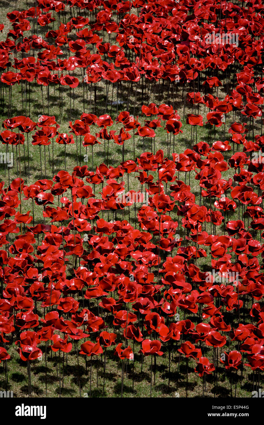 London, UK. 4th Aug, 2014. Marking the centenary of the the beginning ...